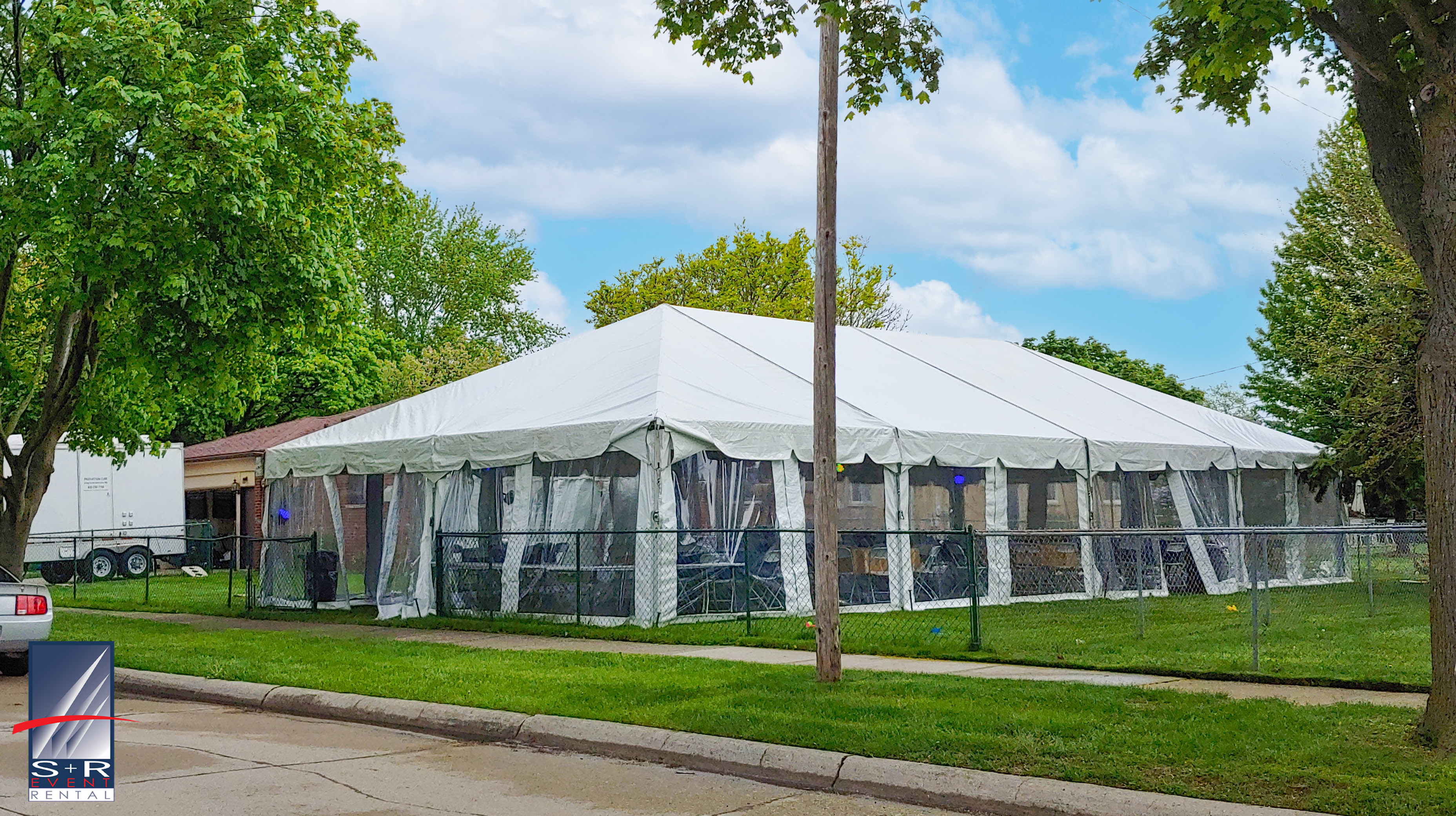 8' X 20' Clear Tracking Wall | S&R Event Rental